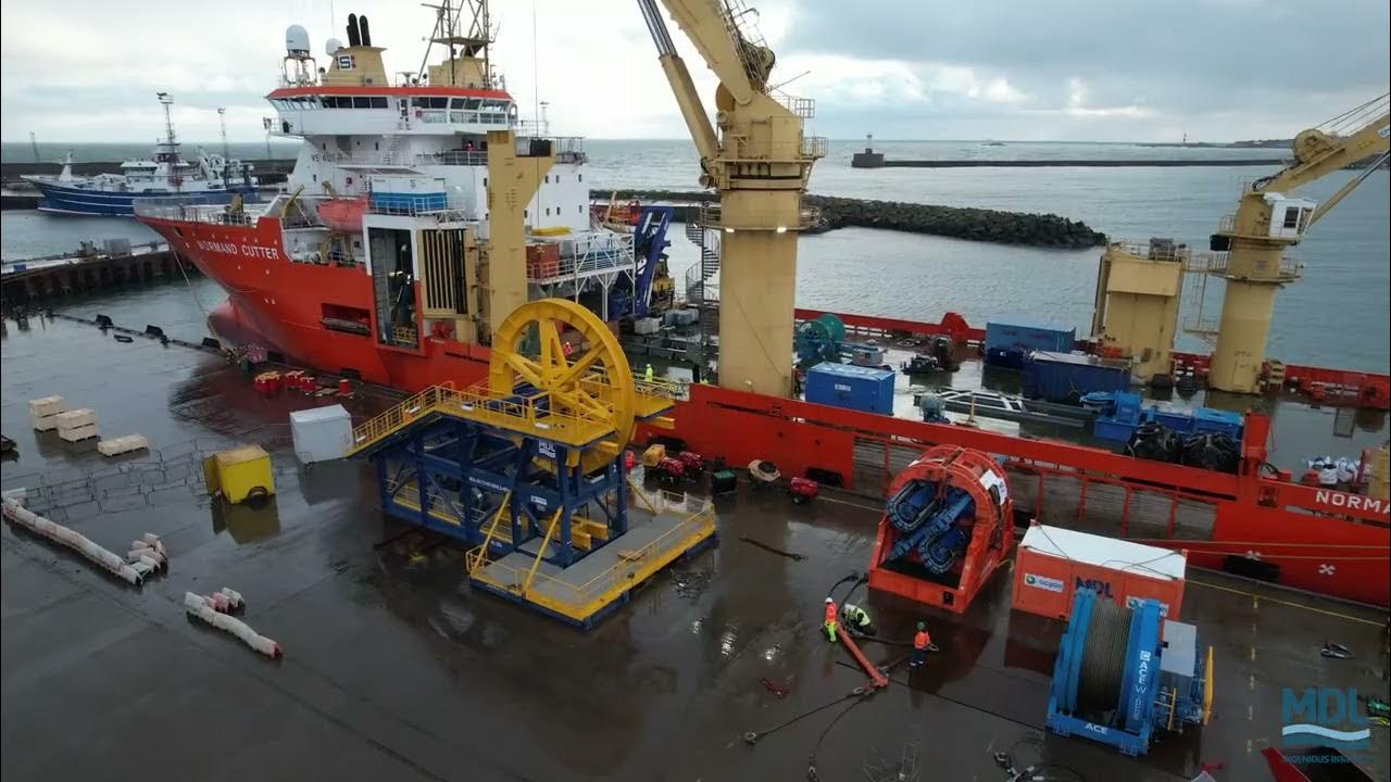 MDL Wheeled Horizontal Lay System - YouTube