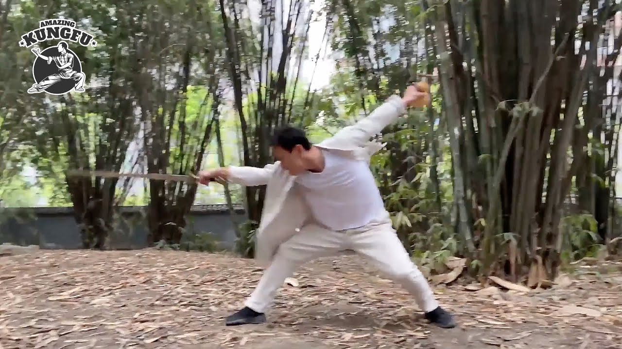 Have you ever seen Drunken Sword like this?【Amazing Kungfu】 - YouTube
