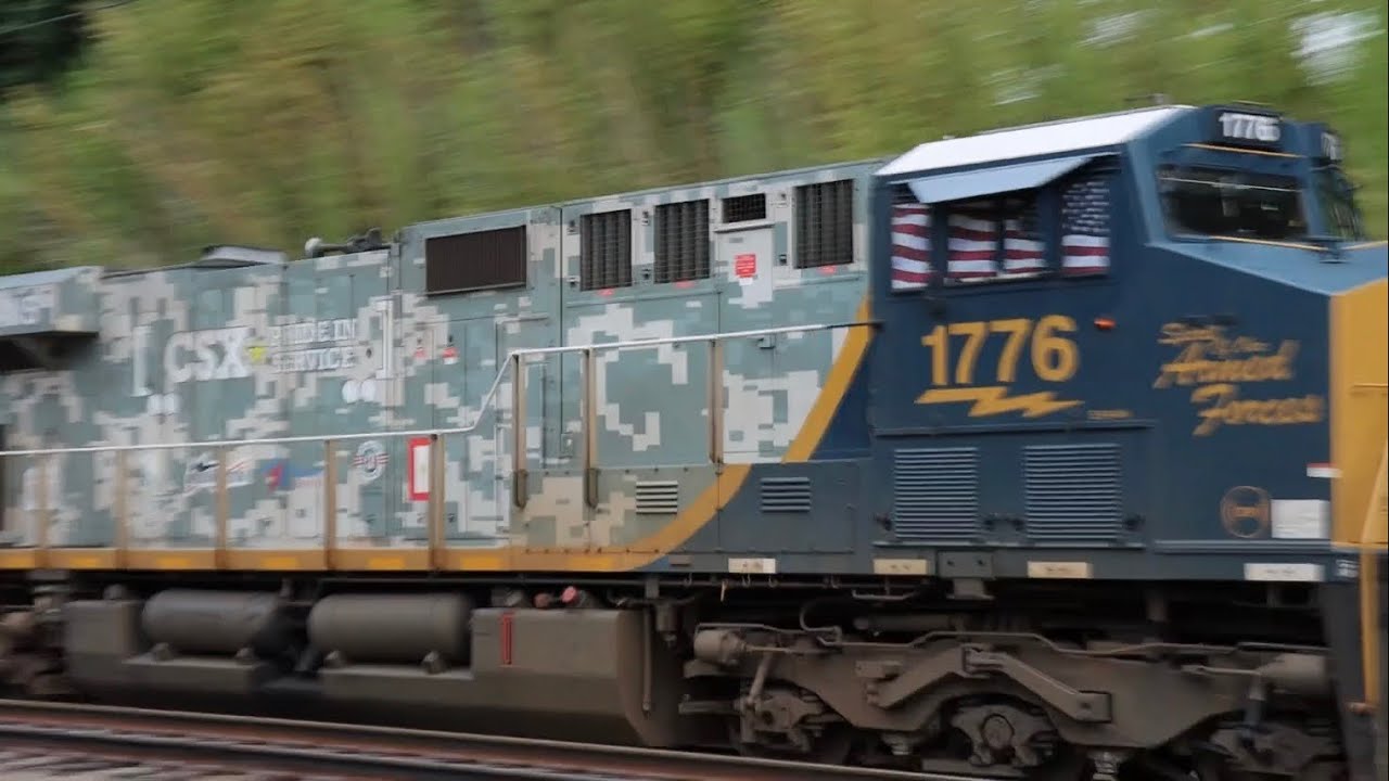 45 minutes of railfaning at Woodbourne train station,FT CSX 1776(Spirt ...