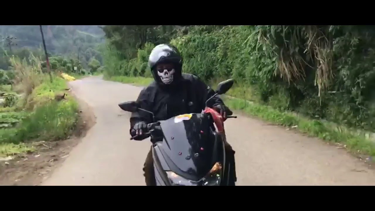 BARAYA MOTOR TOUR DIENG - YouTube