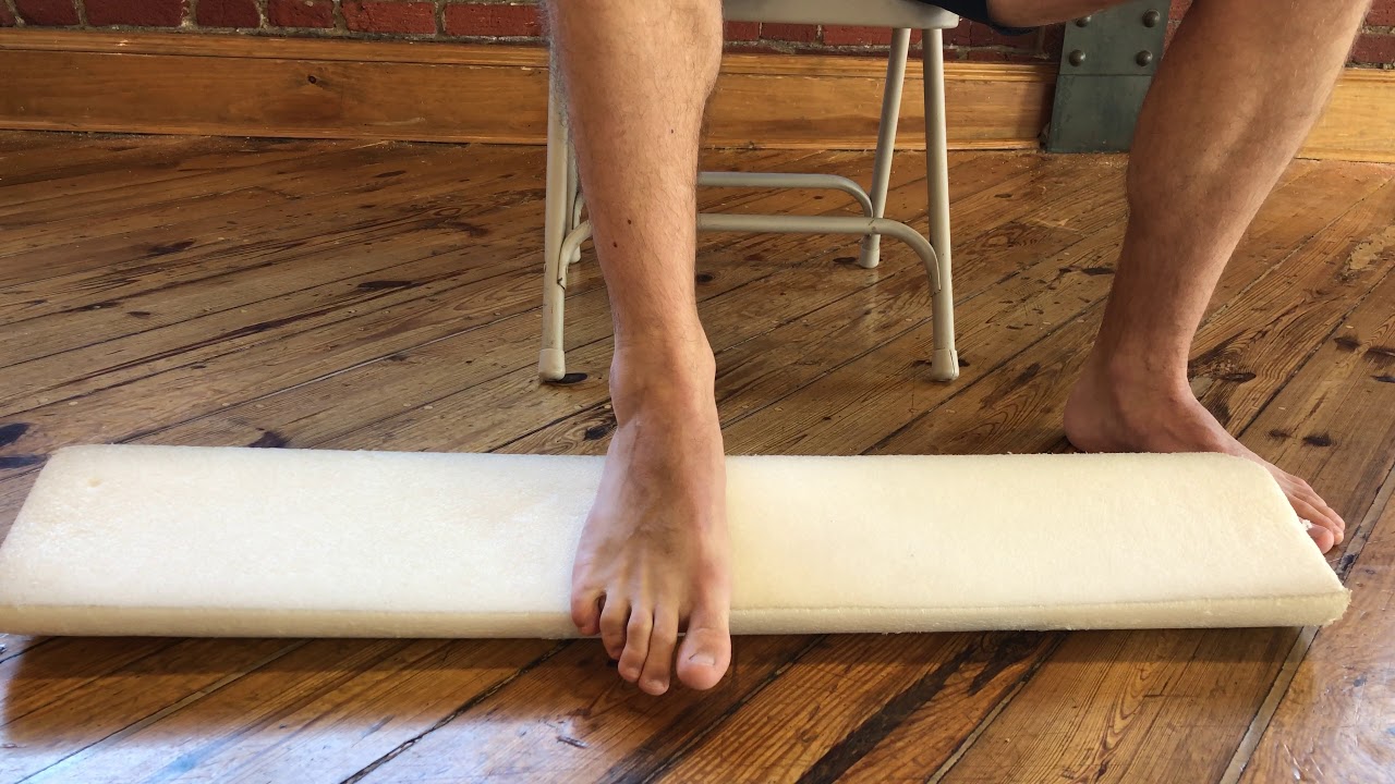 Seated Dorsiflexion/Plantarflexion (with half foam roller) - YouTube