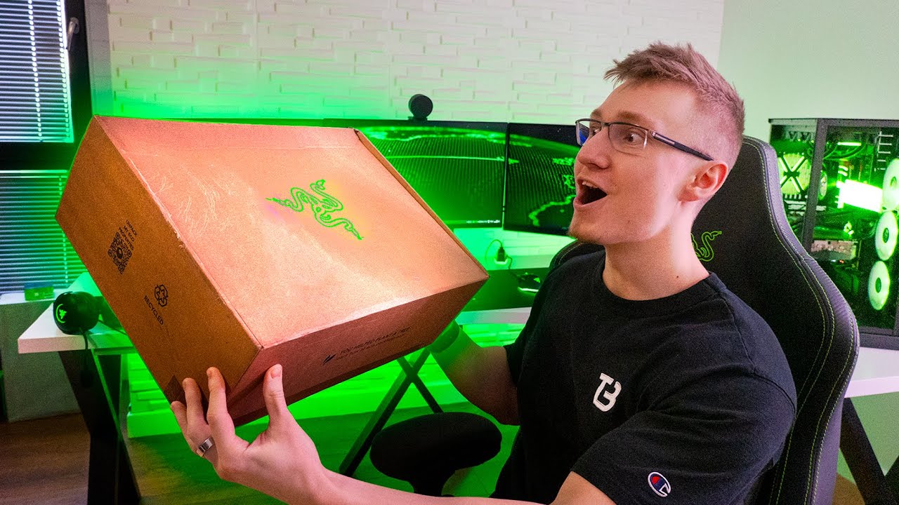 Mystery RAZER Unboxing & Giveaway!! - YouTube