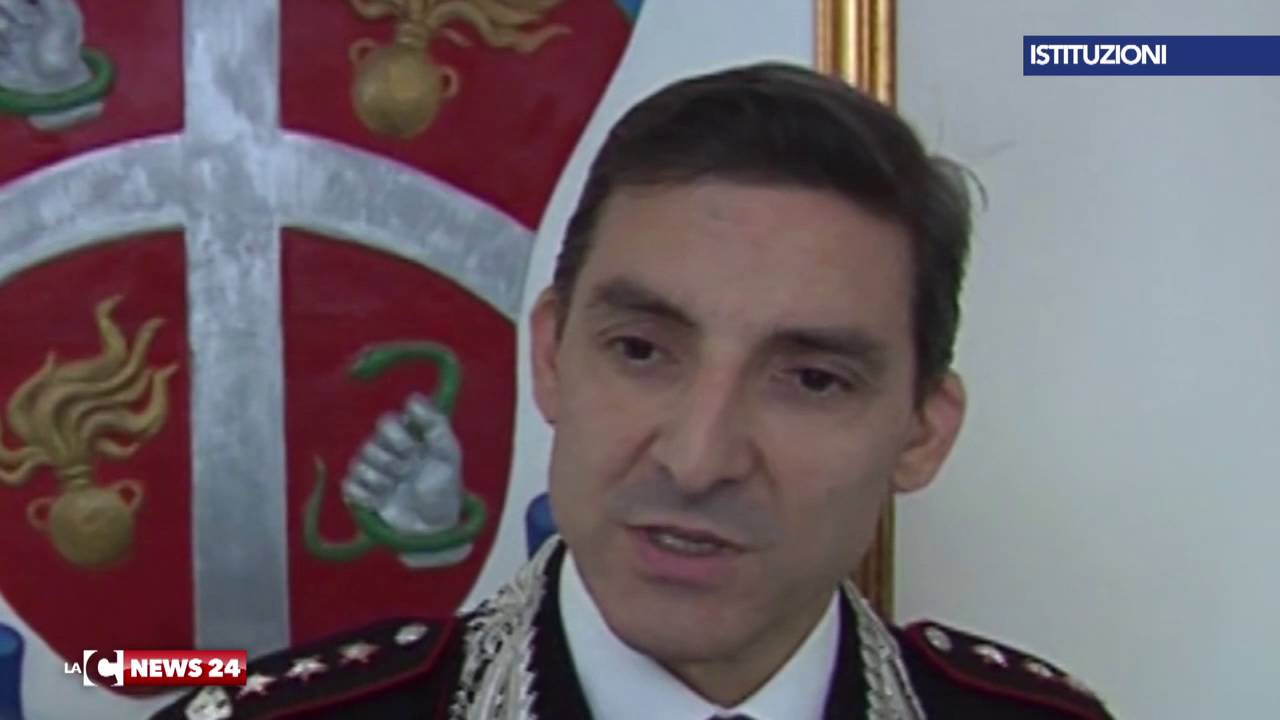 Il colonnello Falferi saluta Reggio Calabria - YouTube