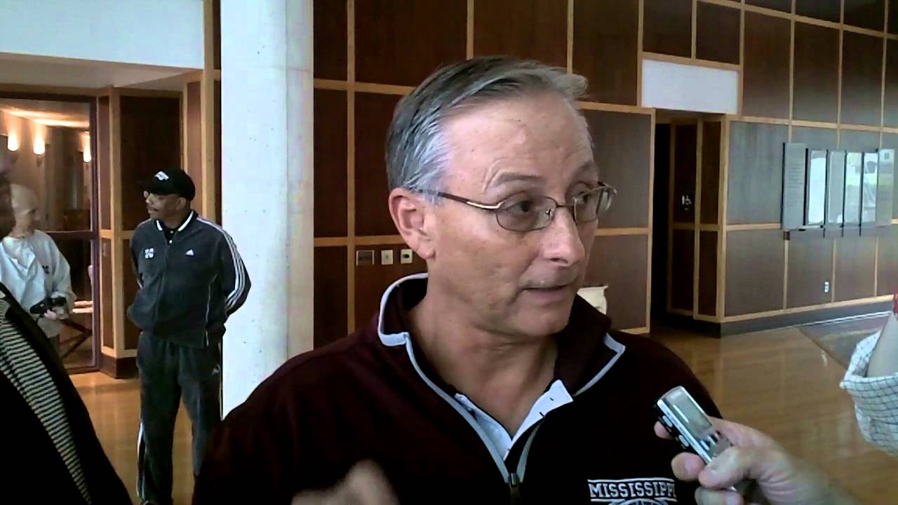 MSU offensive coordinator Les Koenning - YouTube