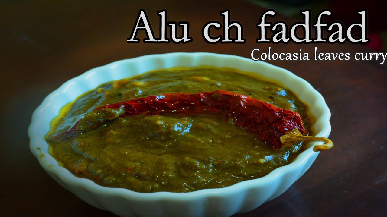 Alu ch fadfad|Colacasia leaves curry|Maharashtrian curry|अलू च फतफत ...
