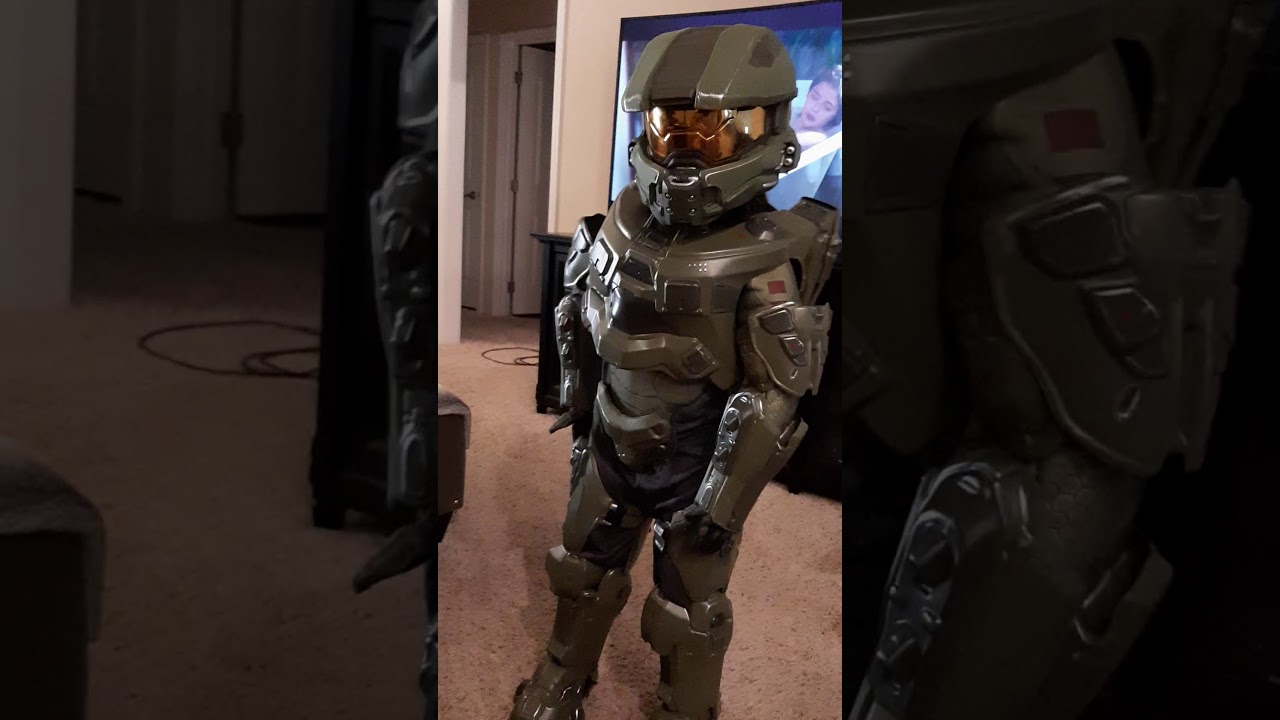 Master Chief Costume - YouTube
