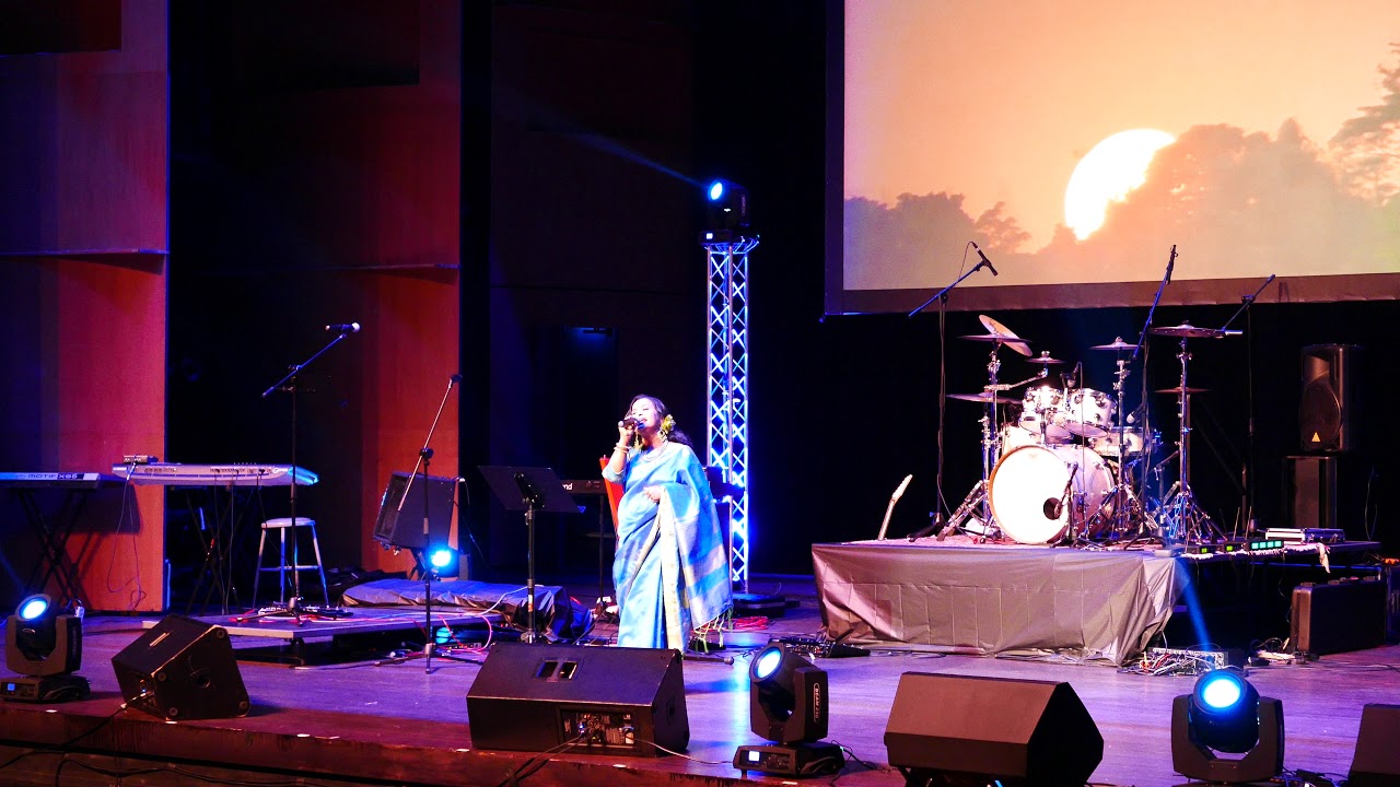 Pride Foundation Presents Music Fair FT Ruma Bhowmik (আজ মন চেয়েছে আমি হারিয়ে যাবো) - YouTube