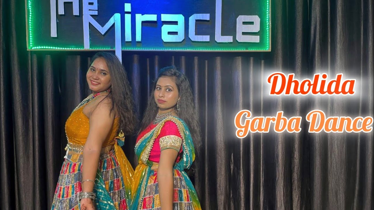 Dholida | Loveyatri | Garba Dance | Bollygarba Choreographer Namrta ...