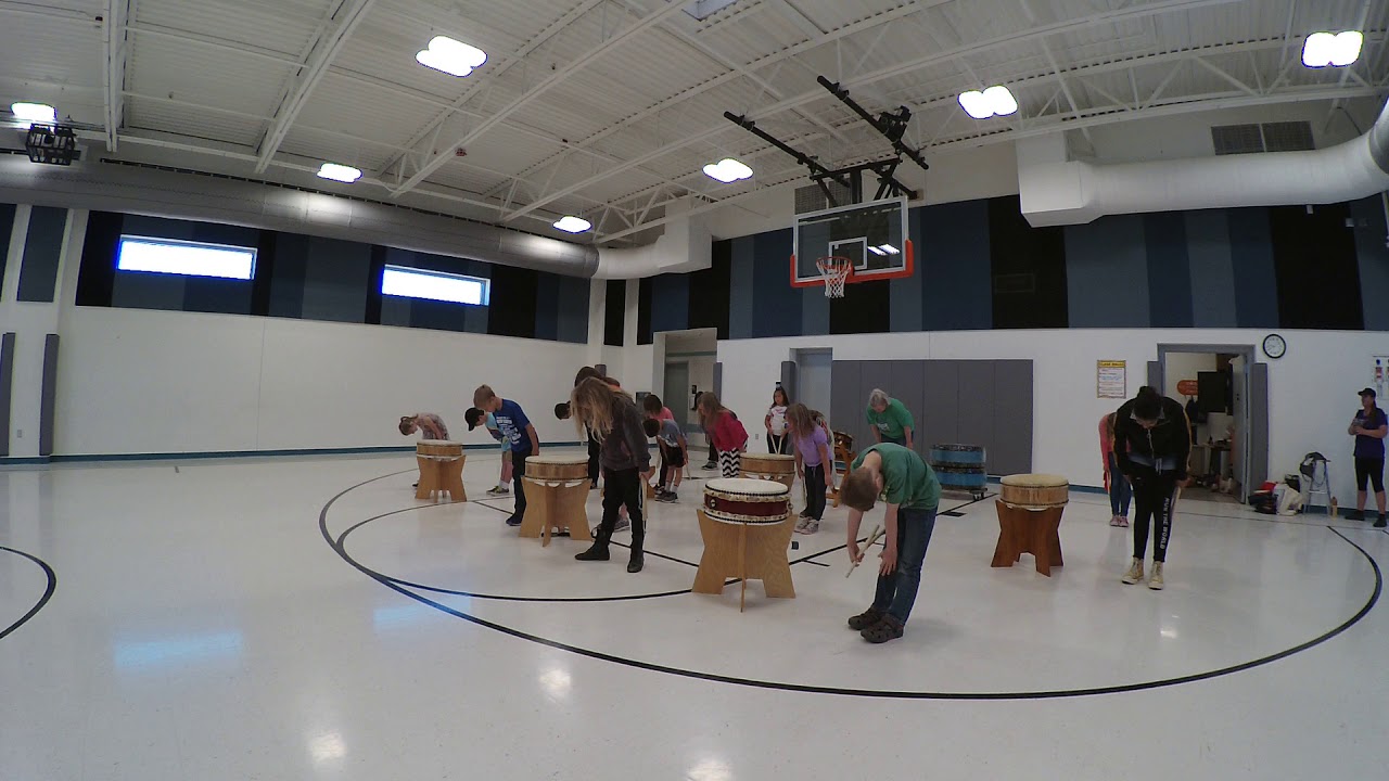 Village Meadows Elementary Taiko - PJ Hirabayashi Visit - YouTube
