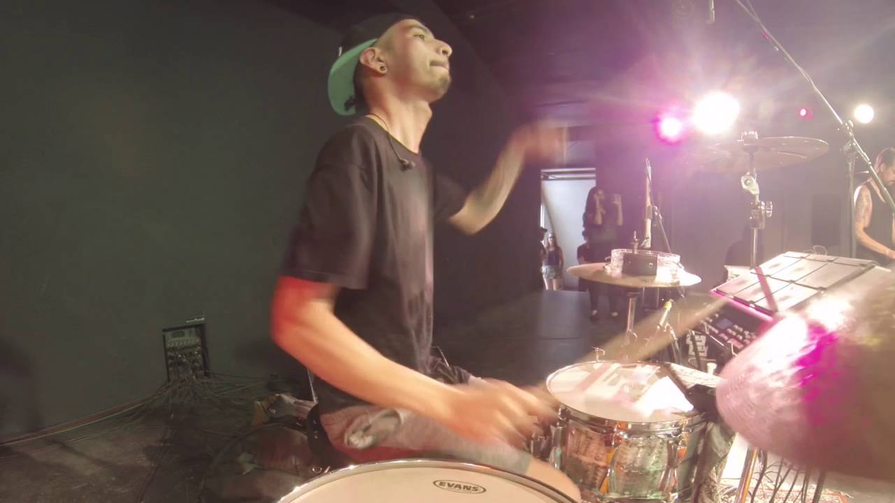 Quémalo / The Guadaloops ft. Simpson Ahuevo / En Vivo - YouTube