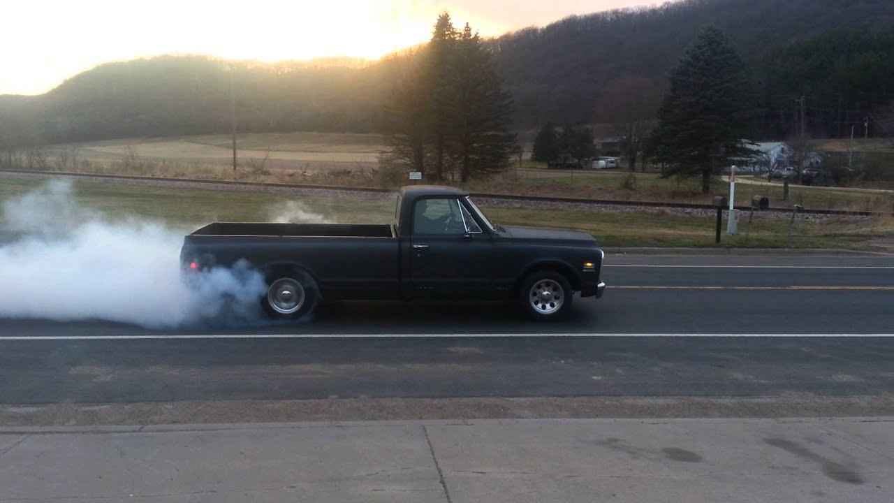 6.0 c10 burnout - YouTube