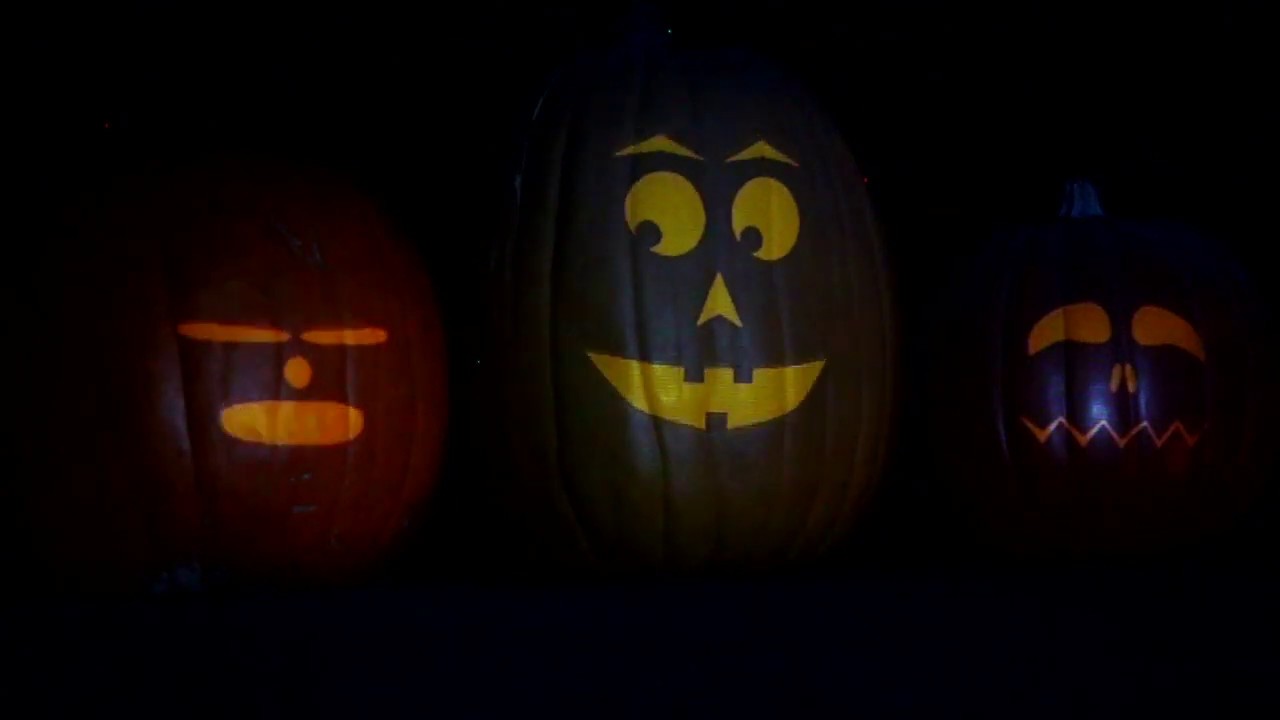 Singing Pumpkins 2019 - YouTube