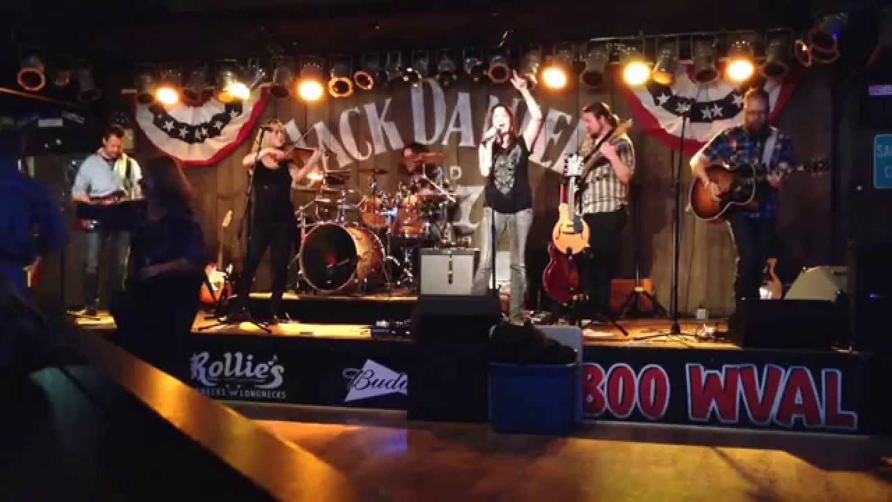 Shalo Lee at Rollie's in Sauk Rapids MN. Oct 25th, 2014. Excellent ...