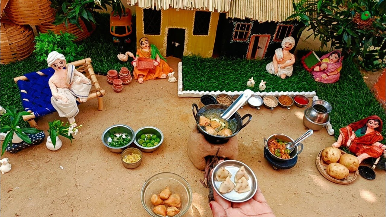 Mini Aloo samosa | Samosa Recipe | Potato snacks| Miniature cooking ...