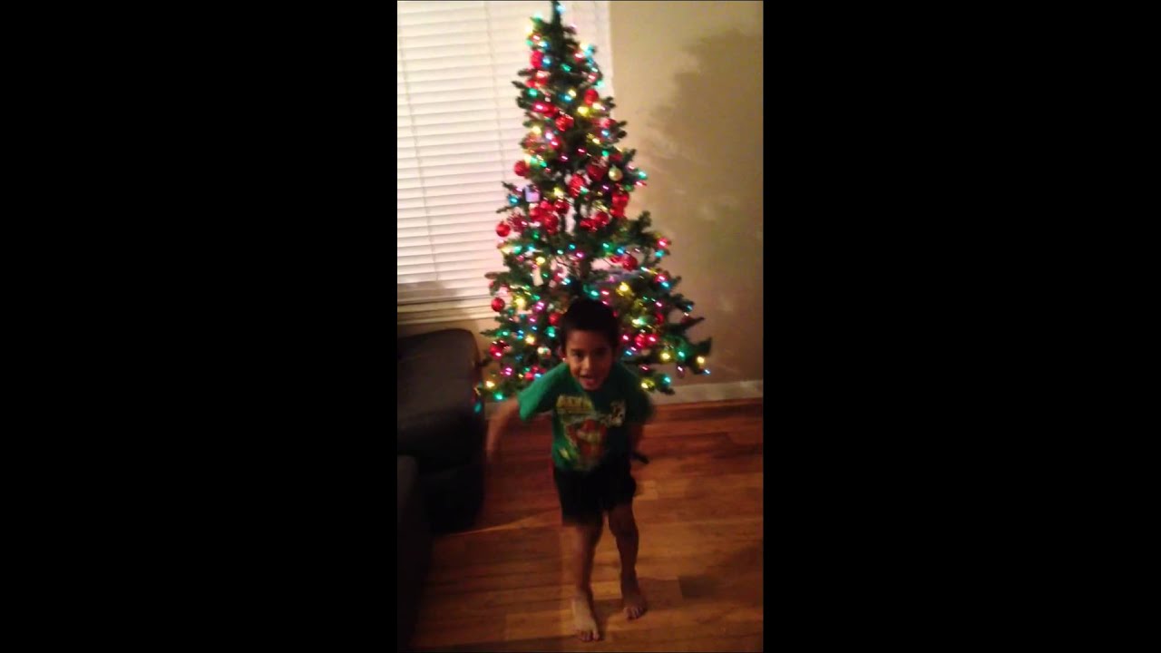 Christmas Tree Dance - YouTube
