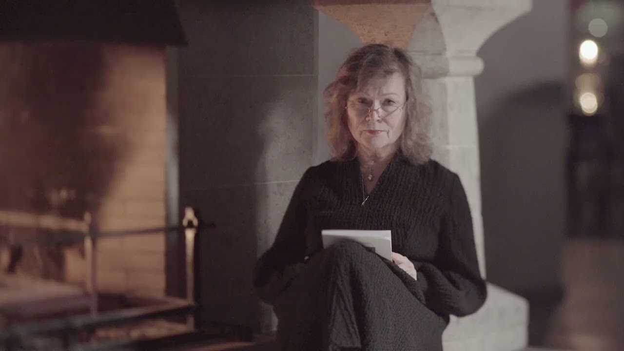 Valorisation de la littérature estonienne : Doris Kareva - YouTube