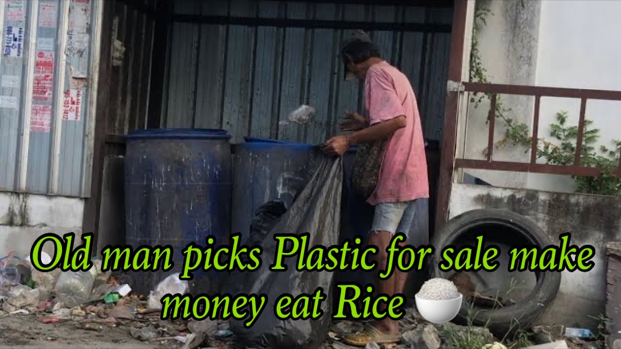 Old man picks plastic - YouTube