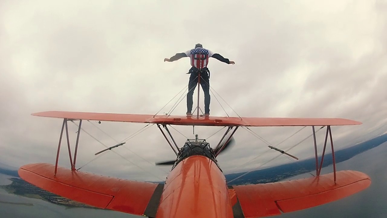 Wing Walking with the West Coast Spin Doctors - YouTube