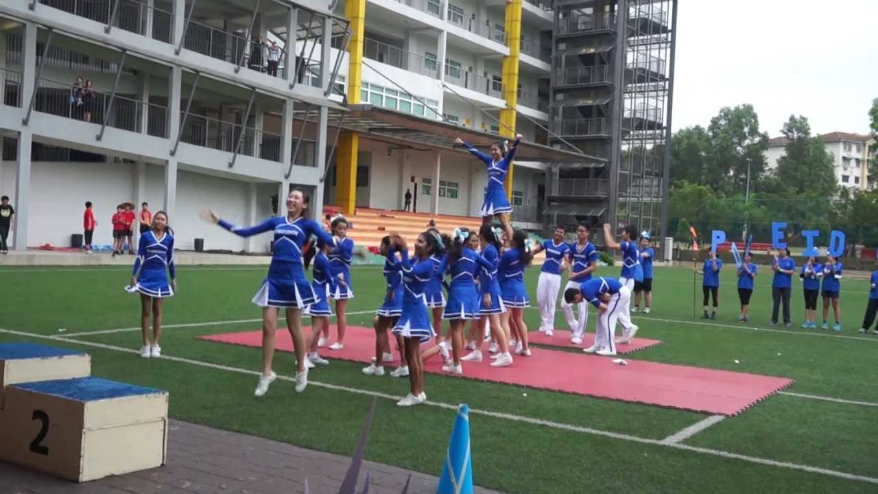 SKIS sports day 2013 blue house cheerleading - YouTube