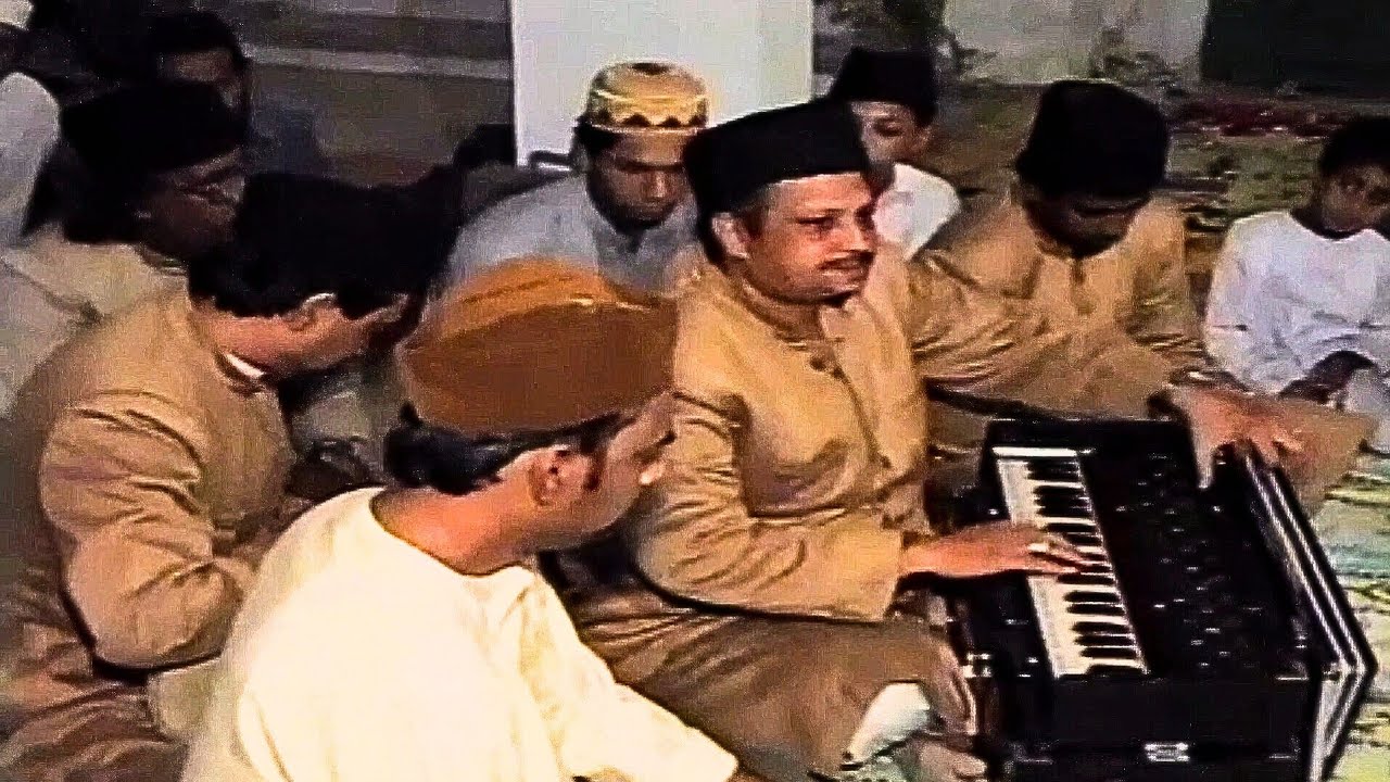 Meri Aarzoo Muhammad 2001. - YouTube