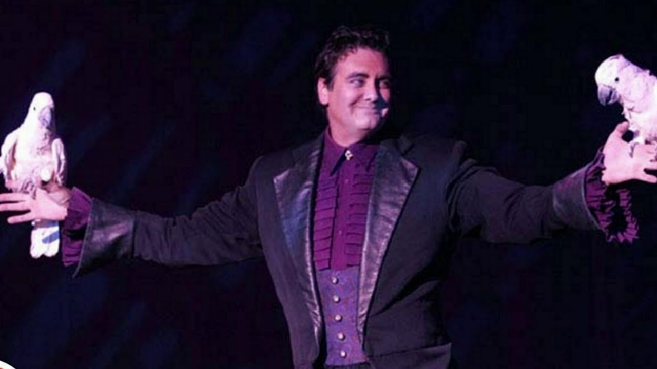 Rick Thomas on Live In The D - YouTube