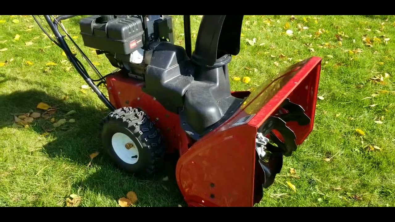 Toro Power Max 1028 LXE - Snowblower Walk-around - YouTube
