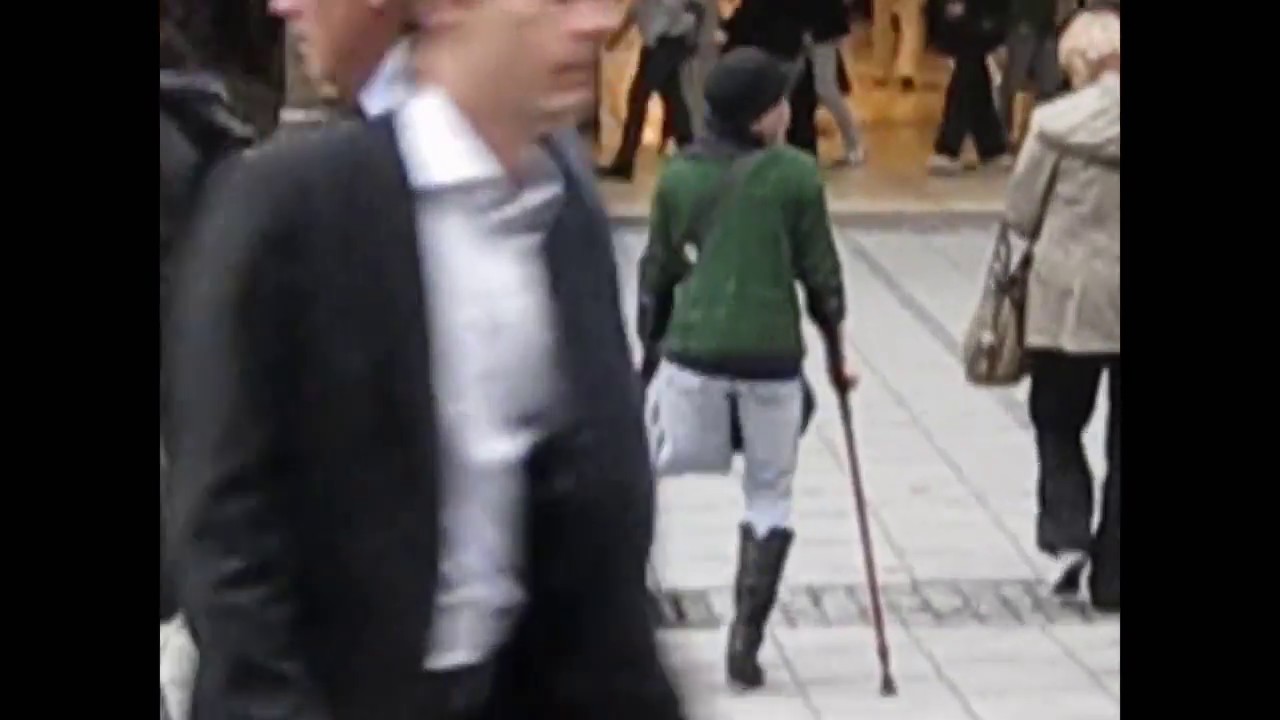 LAK Amputee Shopping - YouTube