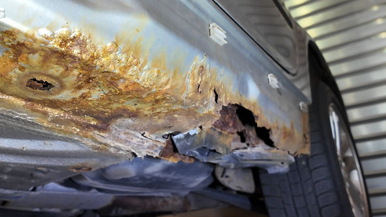 Fixing a rusty E46 rocker panel and jack mount - YouTube