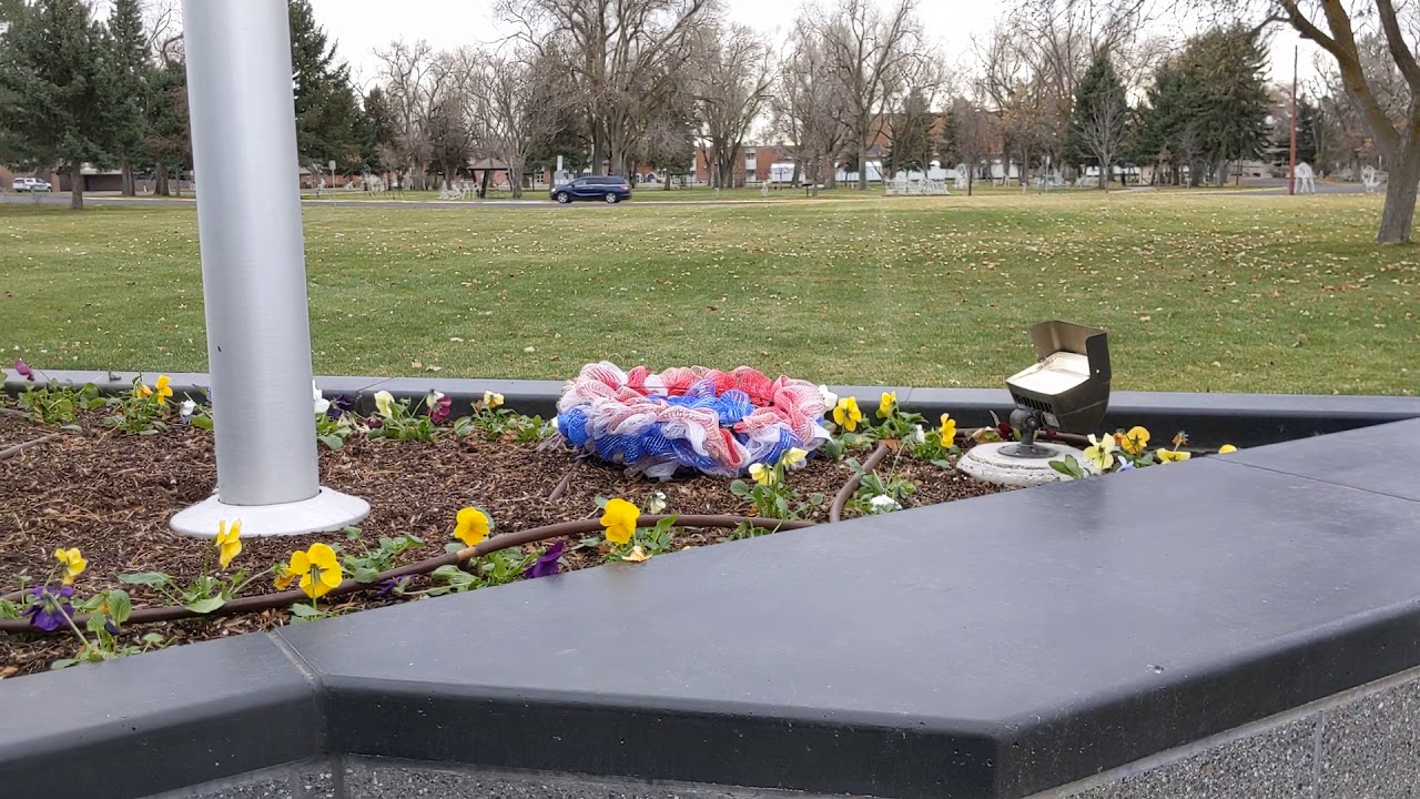 Layton, Utah Vietnam Veterans Memorial Wall - YouTube