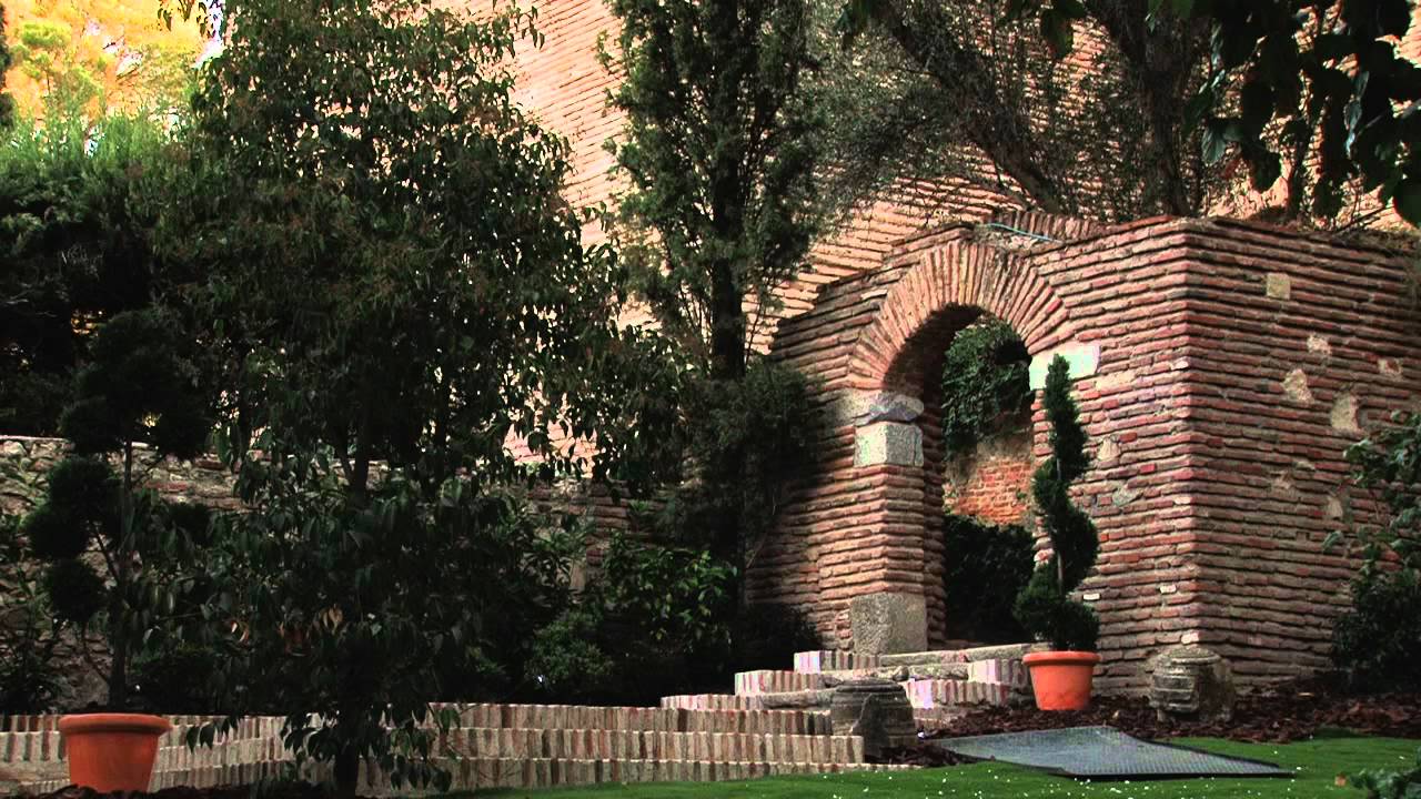 CASTILLO DE BATRES - YouTube