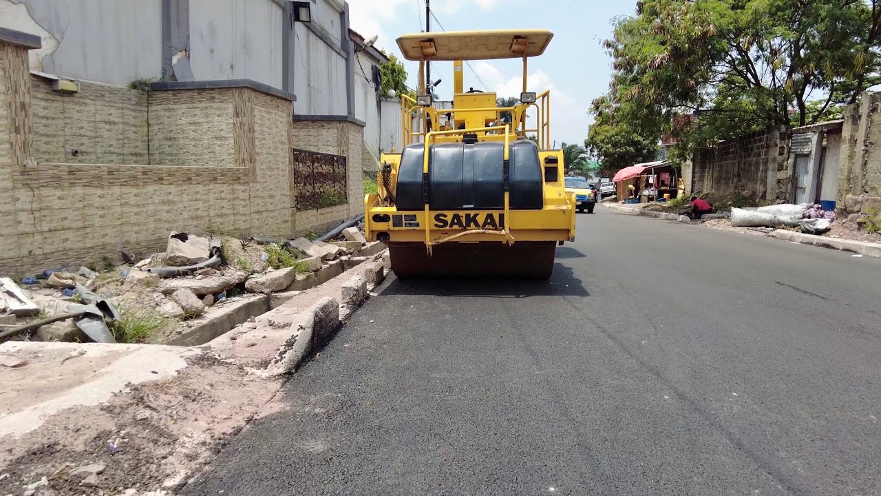 Kinshasa || The road on Allée Verte is done - YouTube