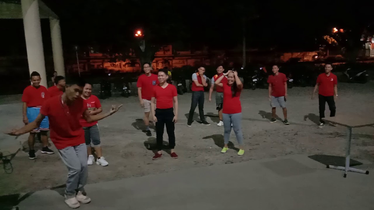Team Building Red Team Cheer - YouTube