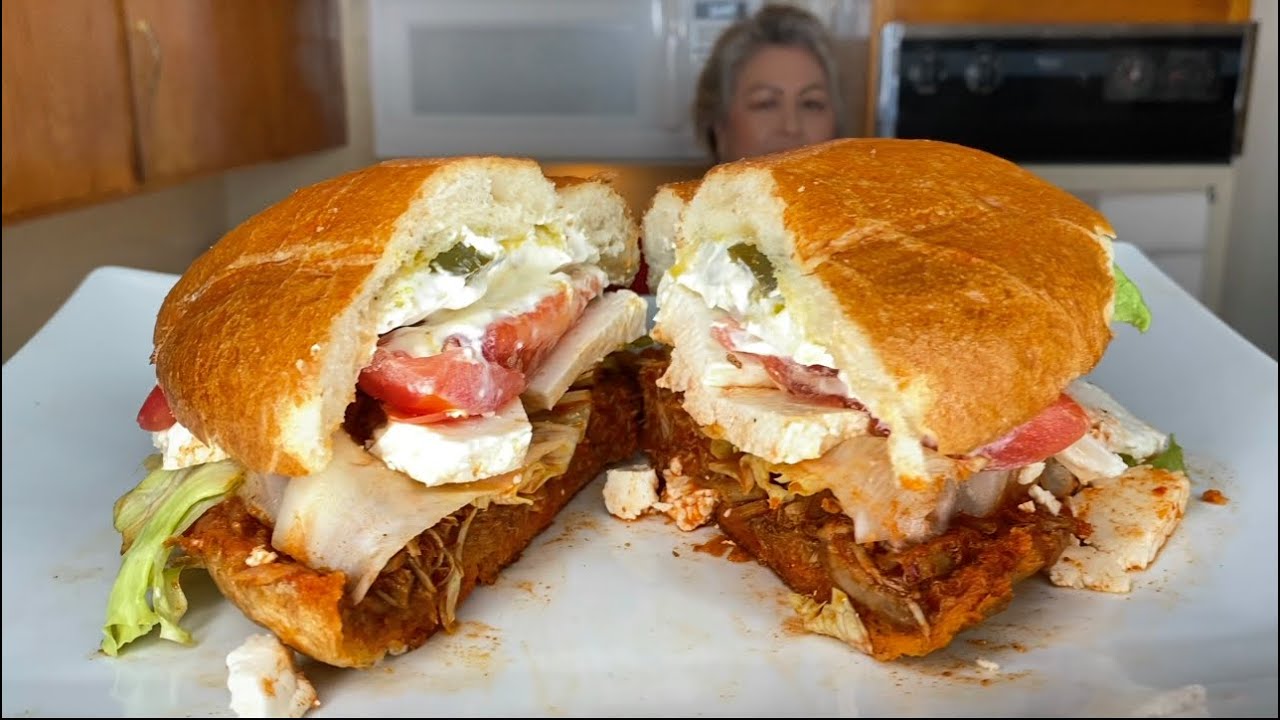 Cómo Preparar Unas Deliciosas Tortas De Lomo De Puerco Adobado!!🐷 - YouTube