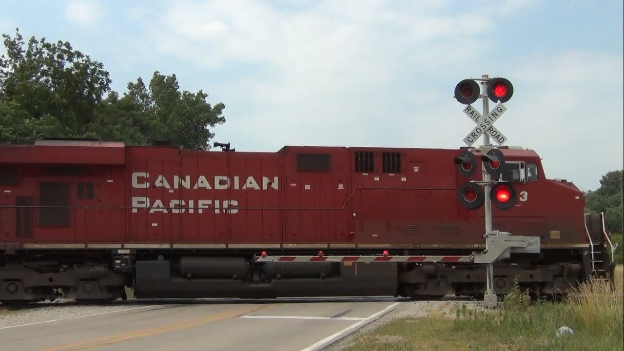 Northbound CP freight train at Richland, IA 7/7/13 - YouTube