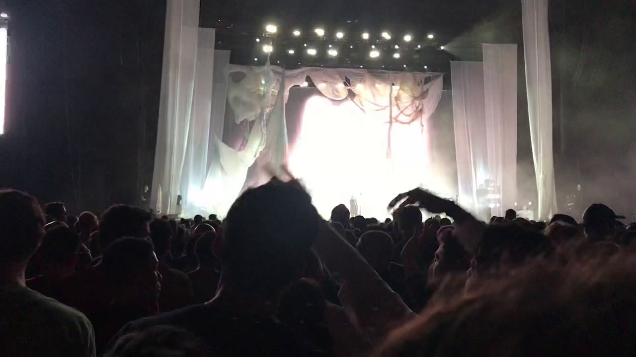 Robyn – Missing U – Live in San Francisco – 7/25/2019 - YouTube
