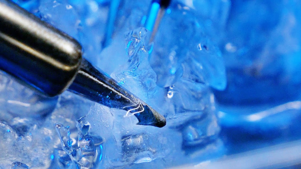 [ASMR] Melting slime and ice with a 400°C explosive soldering iron ...