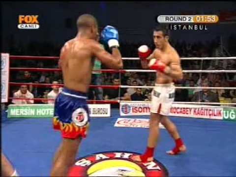 Avrupa Kick Box Şampiyonu Muzaffer Gemici nin  FOX TV 2008 karşılaşması
