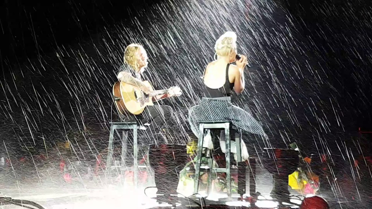 Pink - F**kin' Perfect Live at Ottawa Blues Fest - YouTube