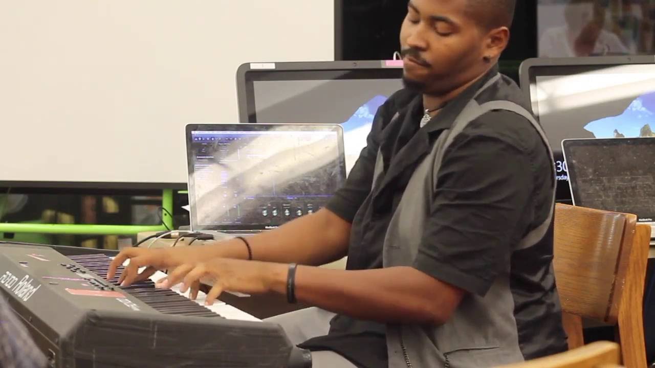 Elgin Bokari - Lost in the Hue of the Daylight - YouTube