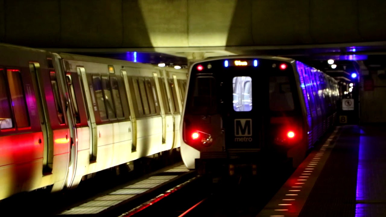 WMATA Metrorail : Smithsonian Station [ Blue, Orange & Silver Lines ...