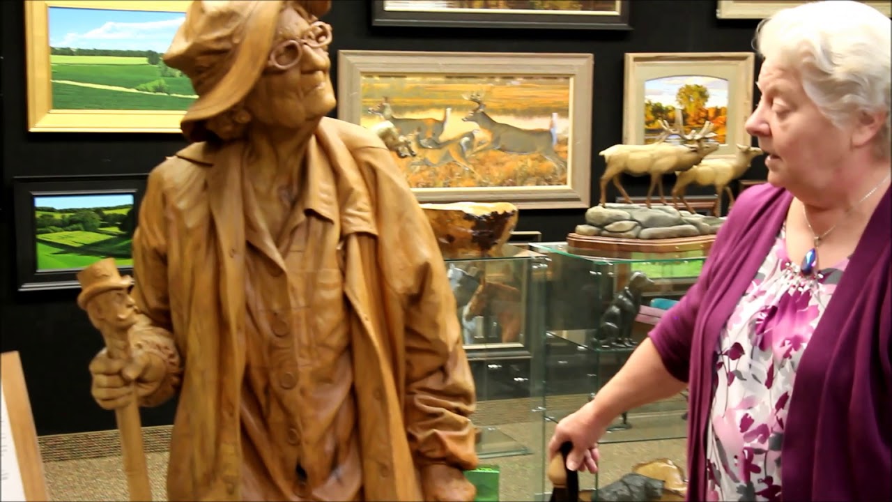 Life-size Wood Carving - Fred Cogelow - YouTube