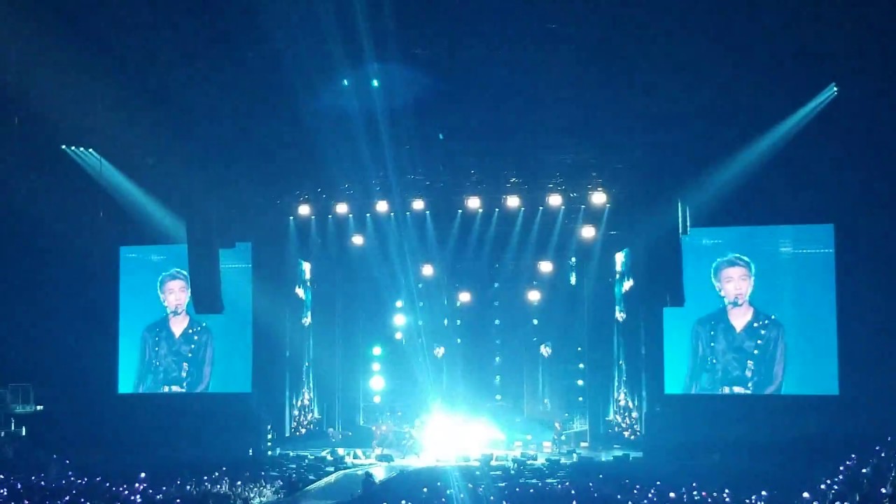 181009 HD 4K Fake Love- BTS London Concert (방탄소년단) @ O2 arena LOVE ...