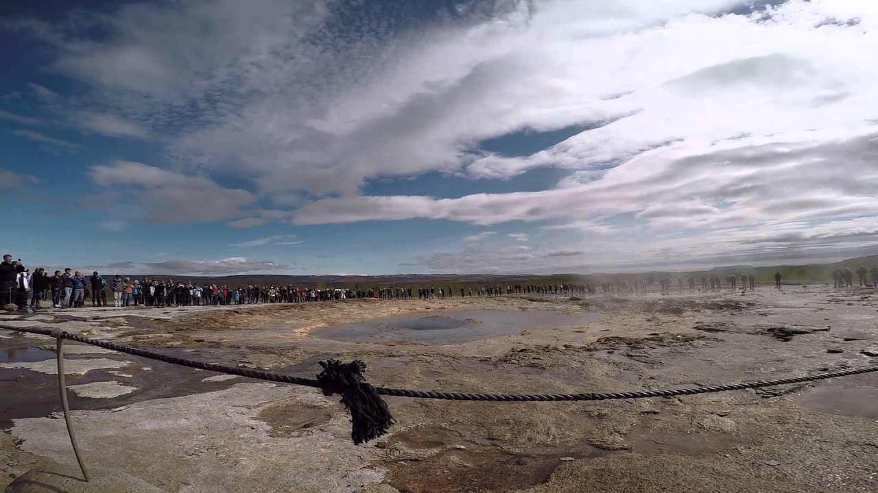 bei Reykjavik Großer Geysir Strokkur - YouTube