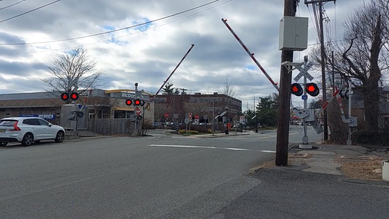 ALL Safetran Fading LED lights on one crossing! - YouTube