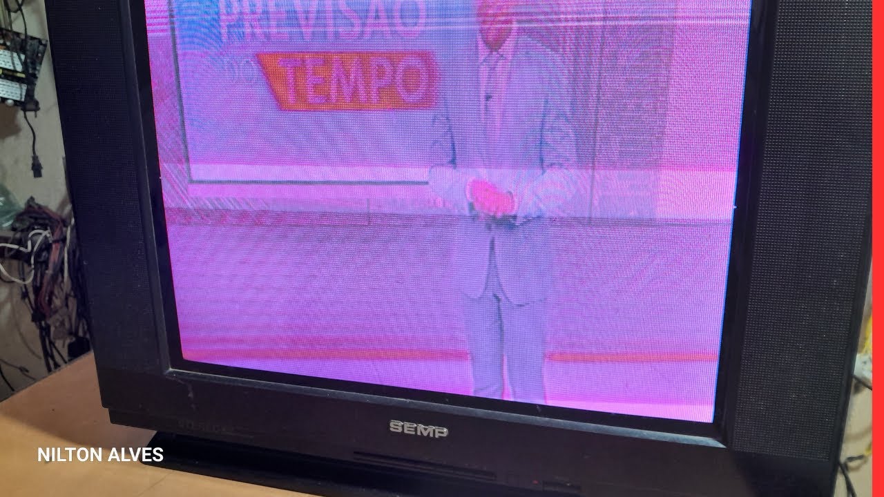 TV DE TUBO SEMP TOSHIBA "21" U19 COM IMAGEM VERMELHA SEM TONALIDADE ...