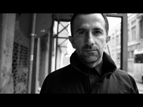 Derin Sarıyer - Güzel Şeyler Söylemek İsterdim