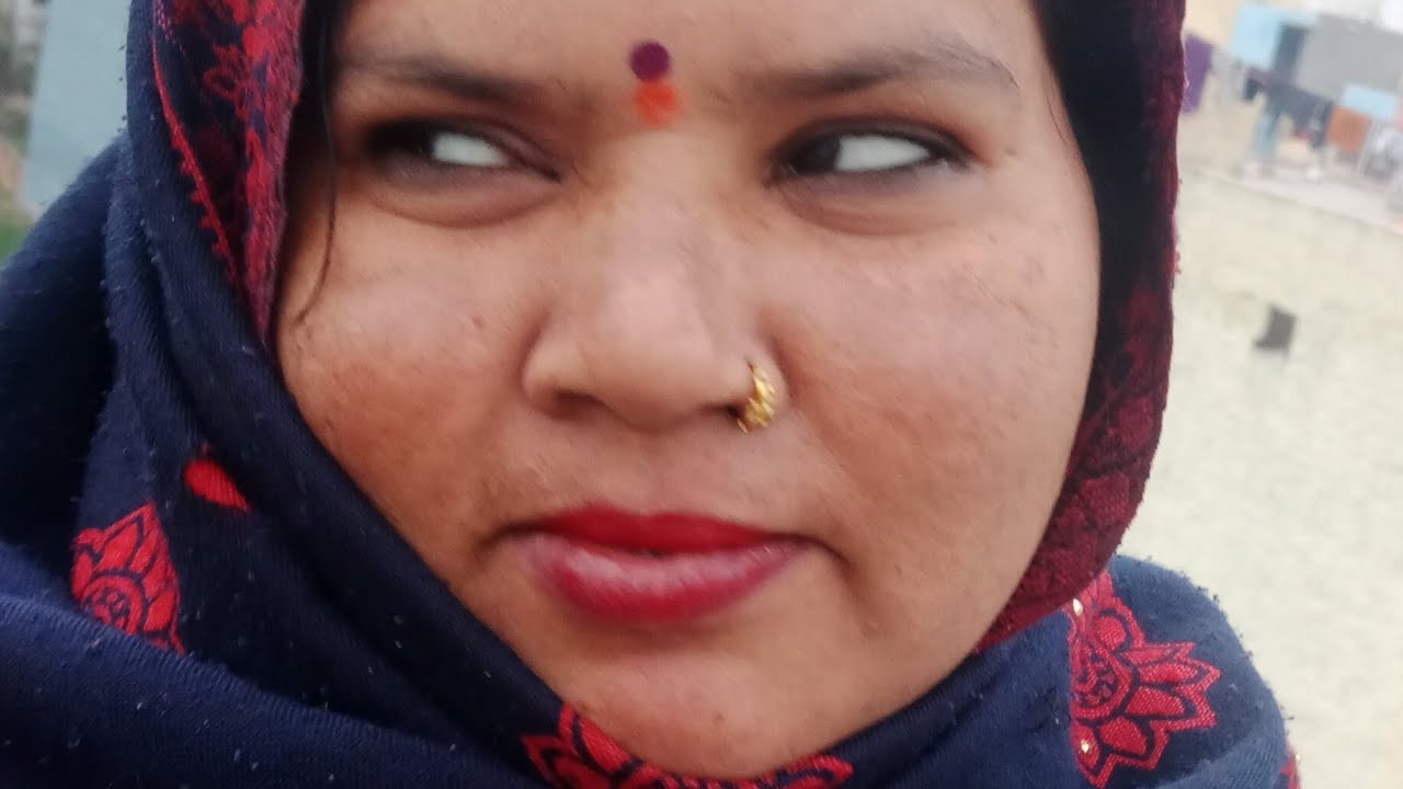 Munni Devi लाइव है! - YouTube