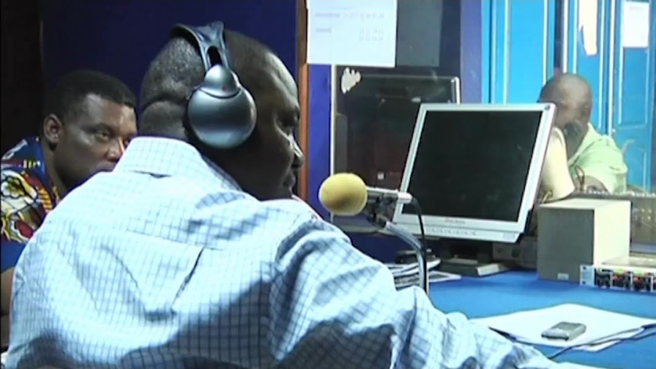 Mali, NOUVELLE RÉGLEMENTATION POUR LES MÉDIAS - YouTube