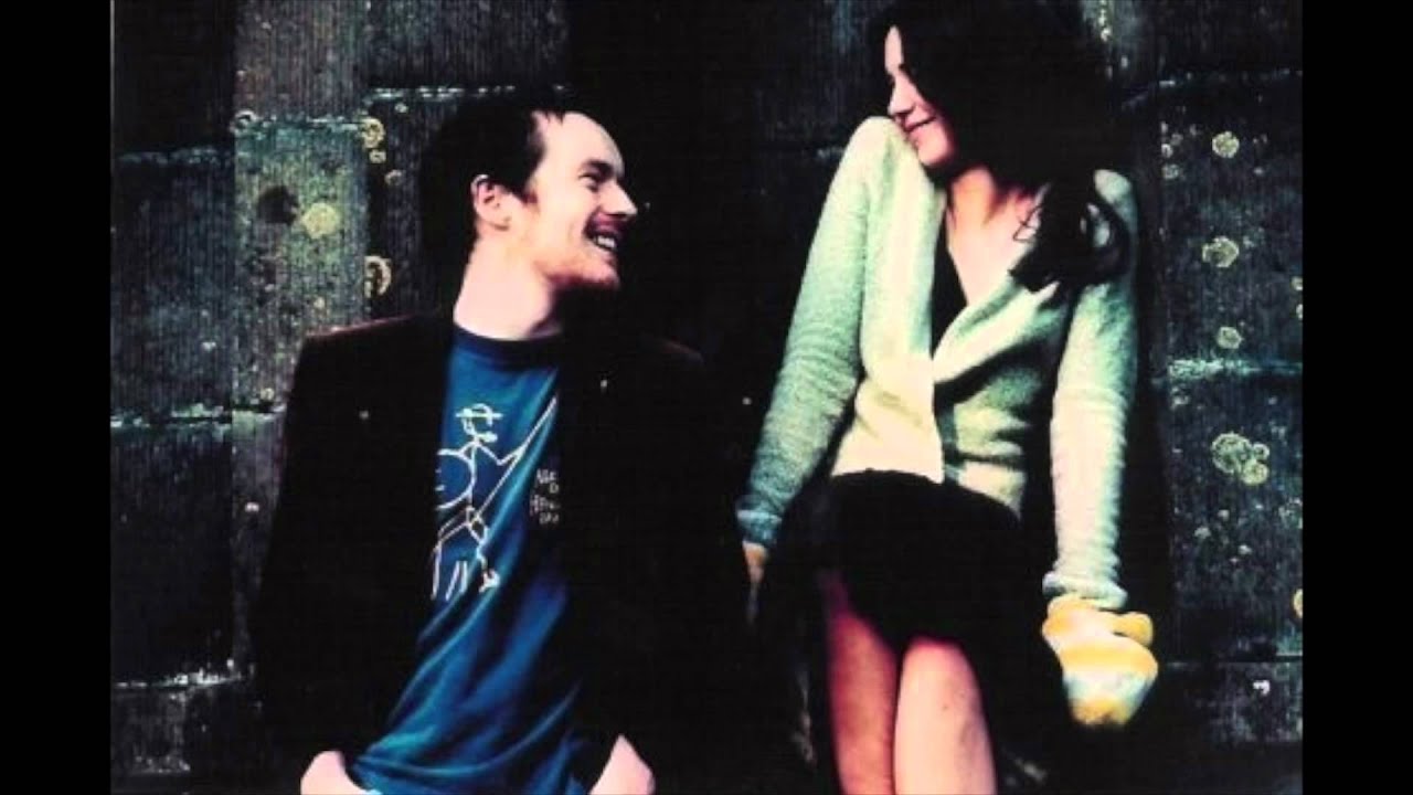 Damien Rice and Lisa Hannigan- Front Door - YouTube