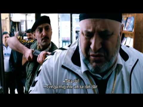 Film Parada  Smijesni Momenat :\
